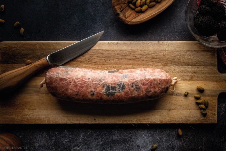 Saucisson à cuire | Achat et livraison de saucisson à cuire Bobosse